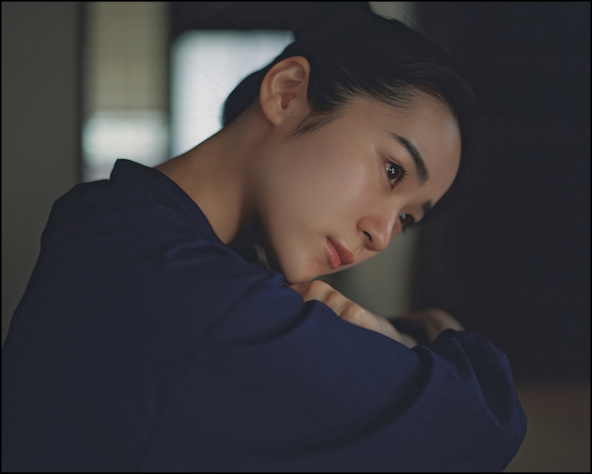 202106_0485_09-4_blk | Naoyuki Obayashi